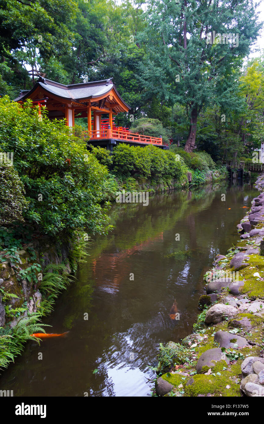 Shinto altar hi-res stock photography and images - Alamy