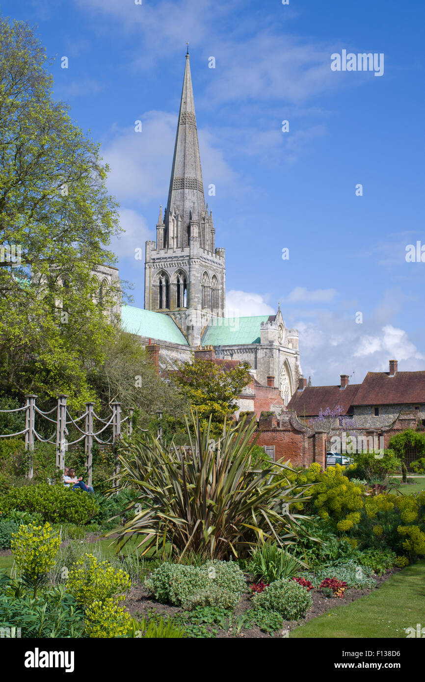 Chichester cathedral hi-res stock photography and images - Alamy