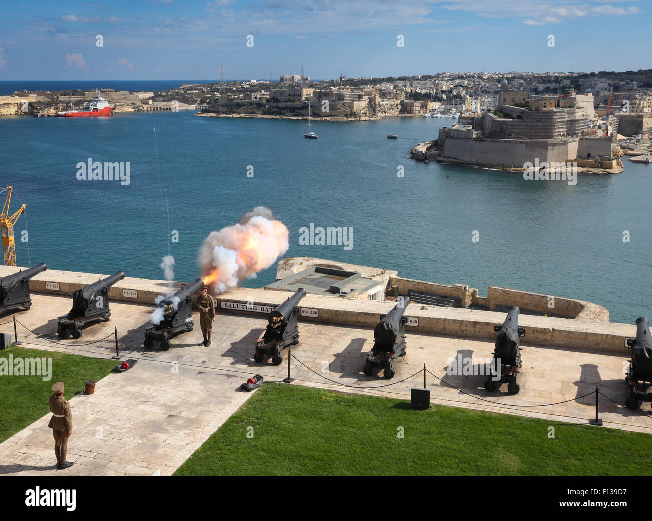 Firing the noon day gun at Saluting Battery, Upper Barracca Gardens ...