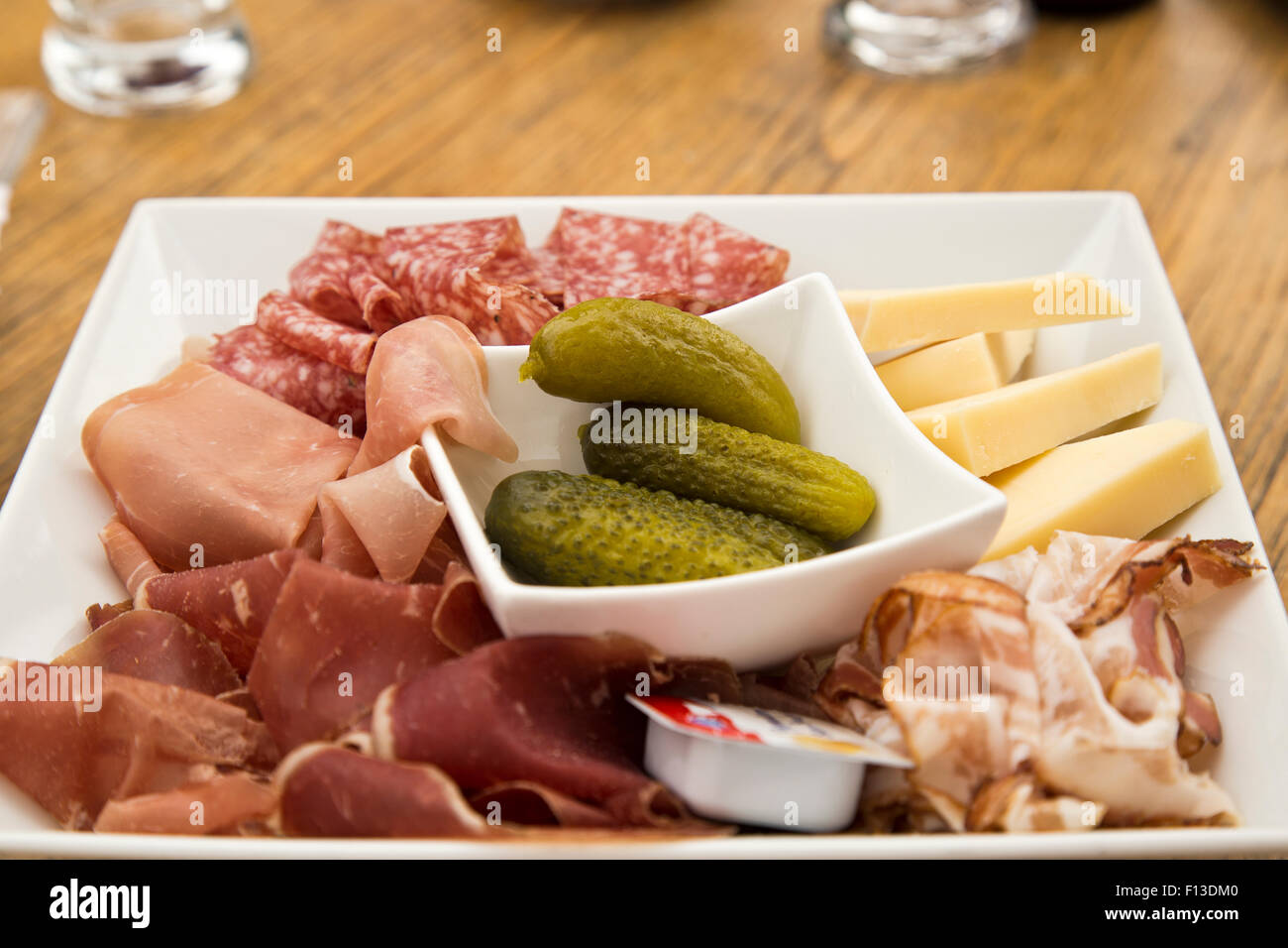 Cold meat platter hi-res stock photography and images - Alamy