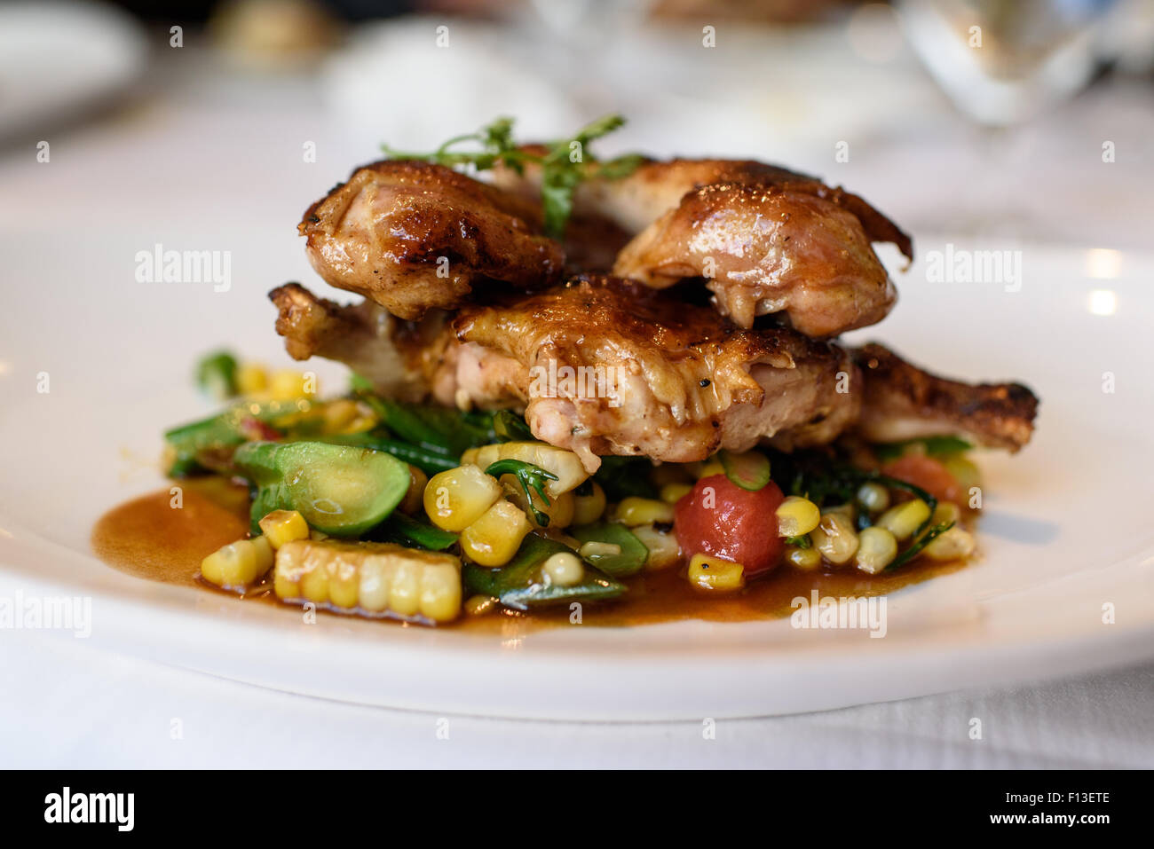 Roasted chicken with mixed vegetables Stock Photo - Alamy
