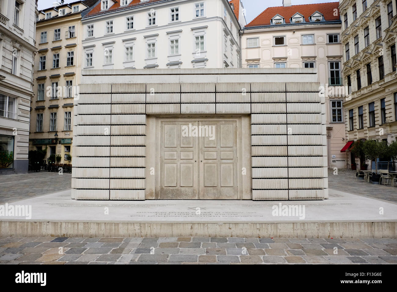 Judenplatz Holocaust Memorial, Vienna Stock Photo - Alamy