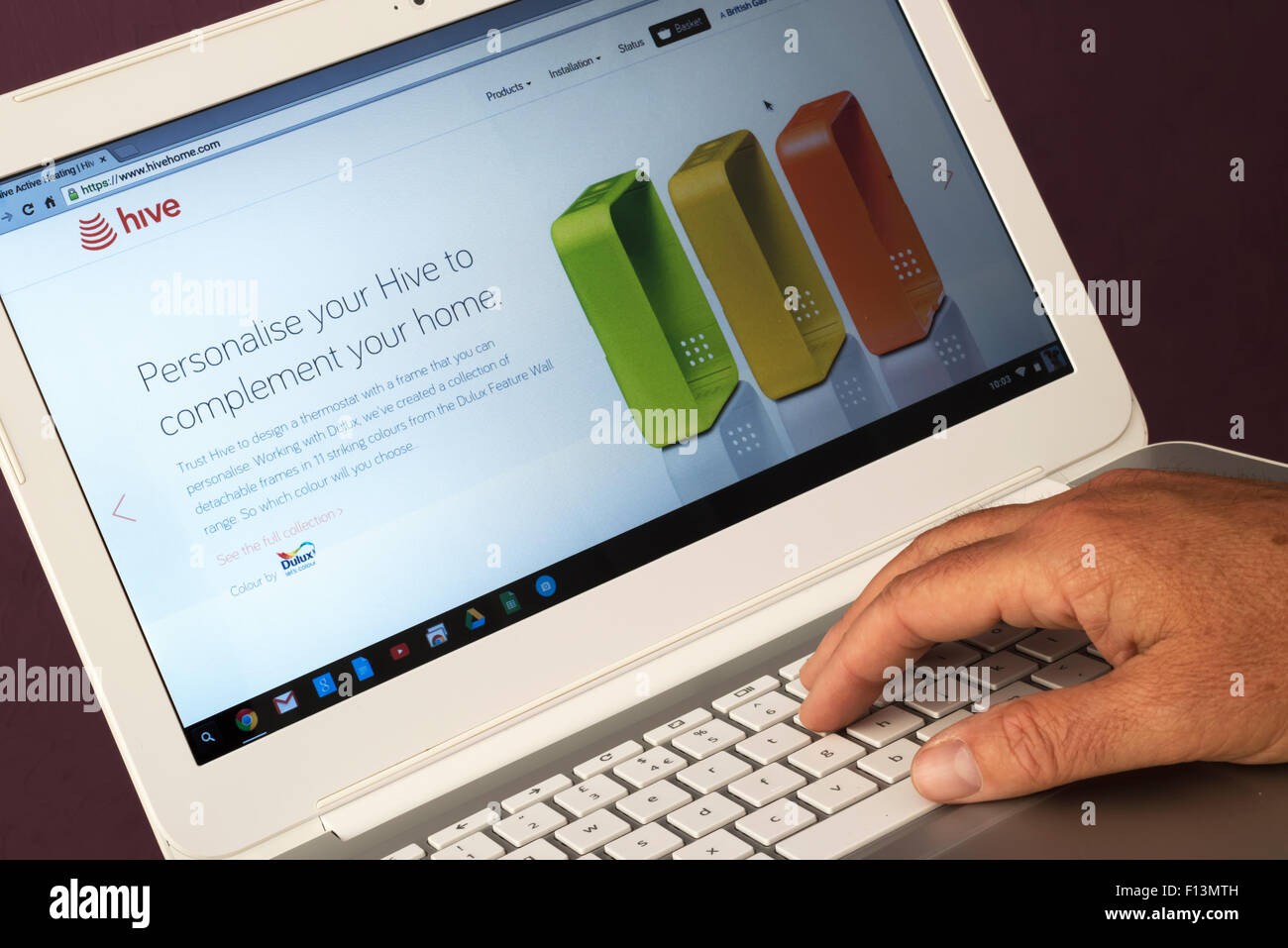 Hive website hi-res stock photography and images - Alamy