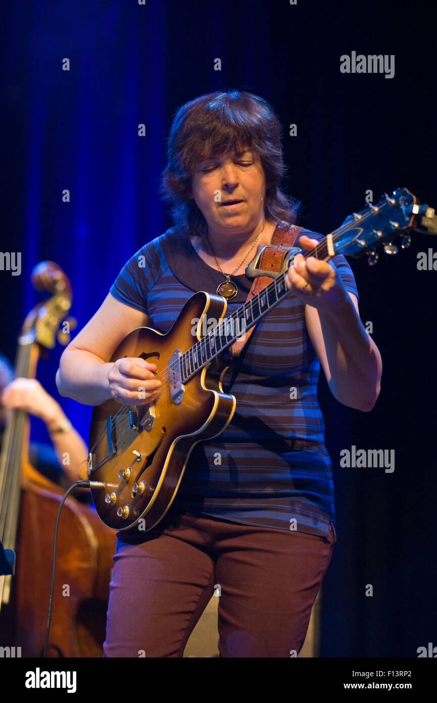 Deirdre cartwright hi-res stock photography and images - Alamy