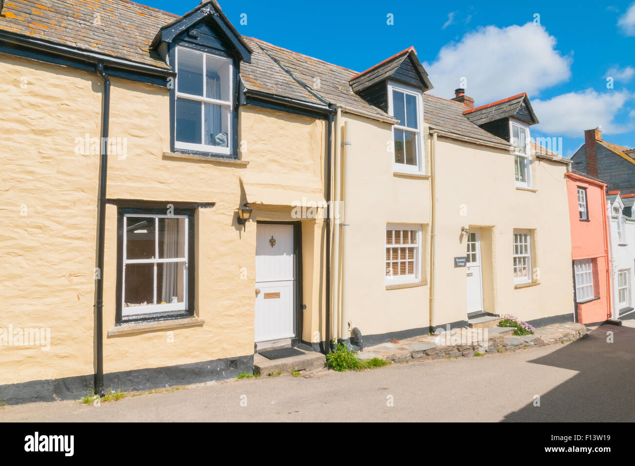 Old Fishermens Cottages High Resolution Stock Photography and Images ...