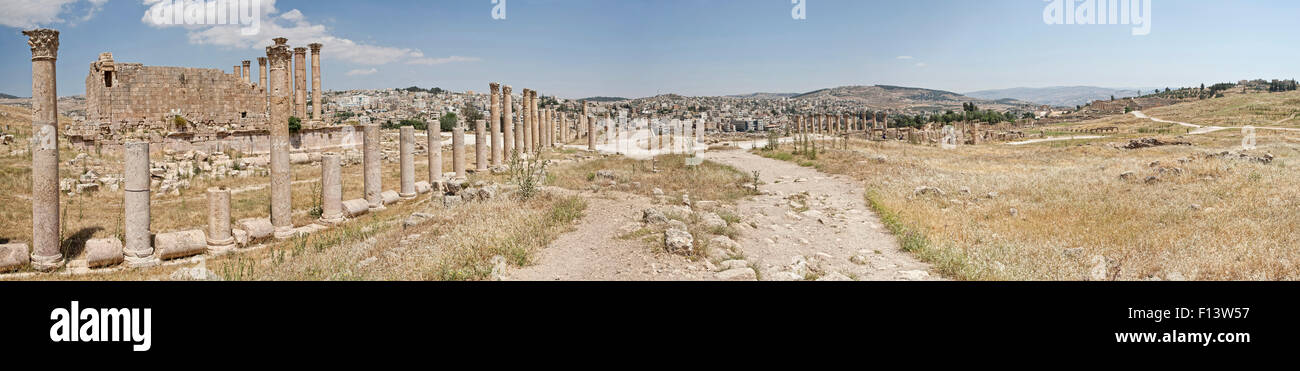 Jerash temple of artemis hi-res stock photography and images - Alamy