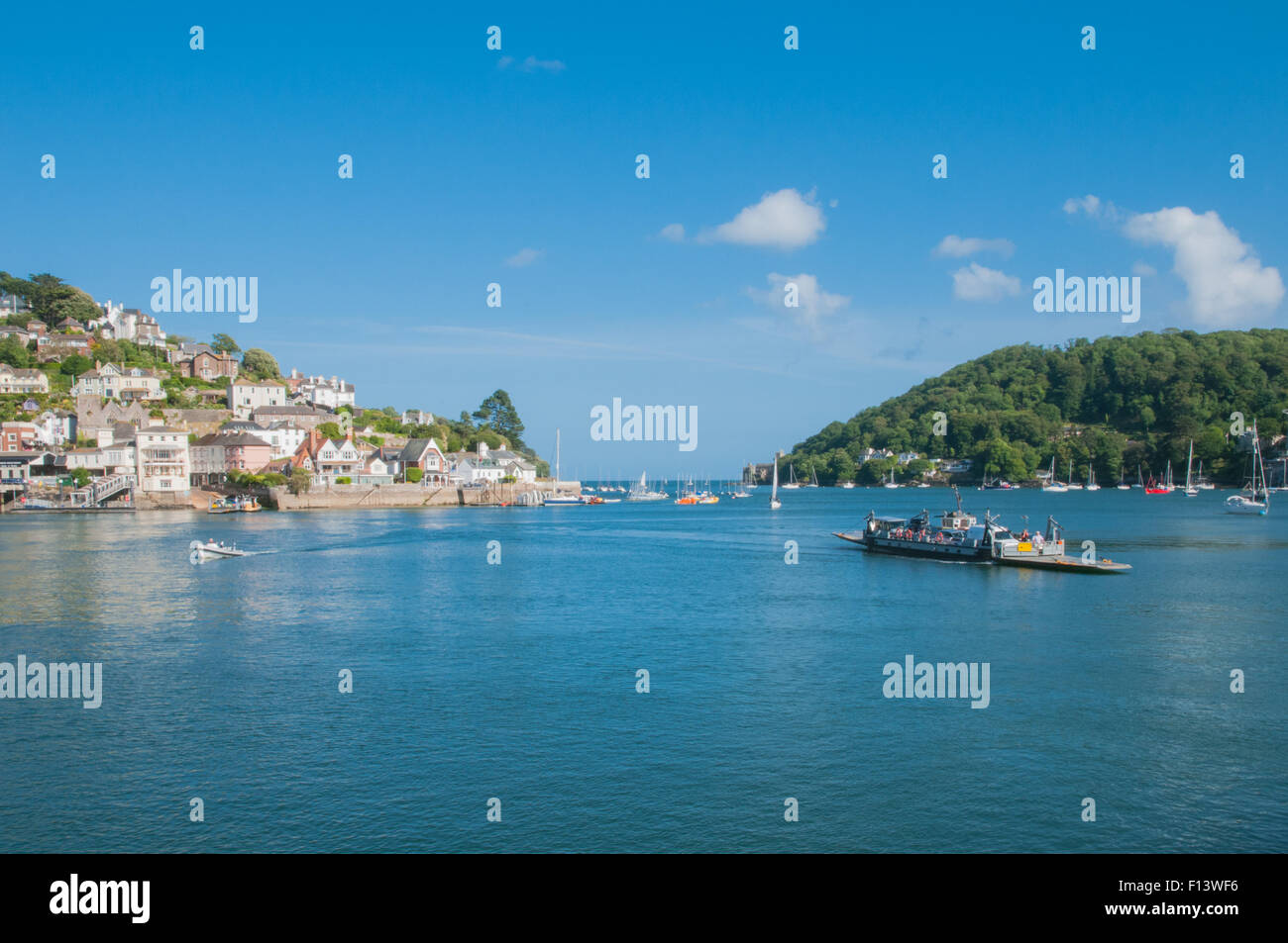 Car ferry crossing river dart hi-res stock photography and images - Alamy