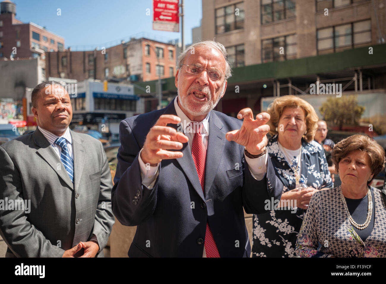 New York, USA. 26th Aug, 2015. NYS Assemblyman Dov Hikind, center ...