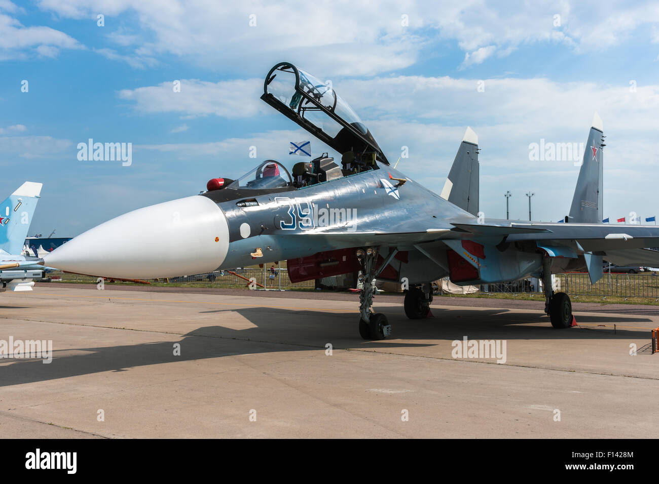 Sukhoi su 30 hi-res stock photography and images - Alamy