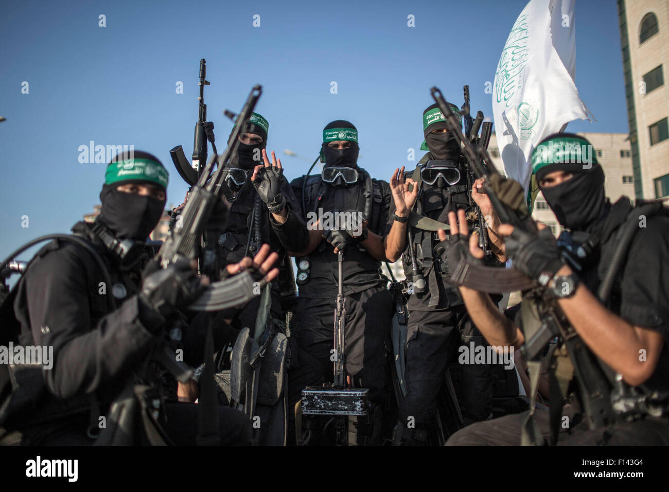 Gaza, Hamas armed wing. 26th Aug, 2015. Palestinian militants of the ...
