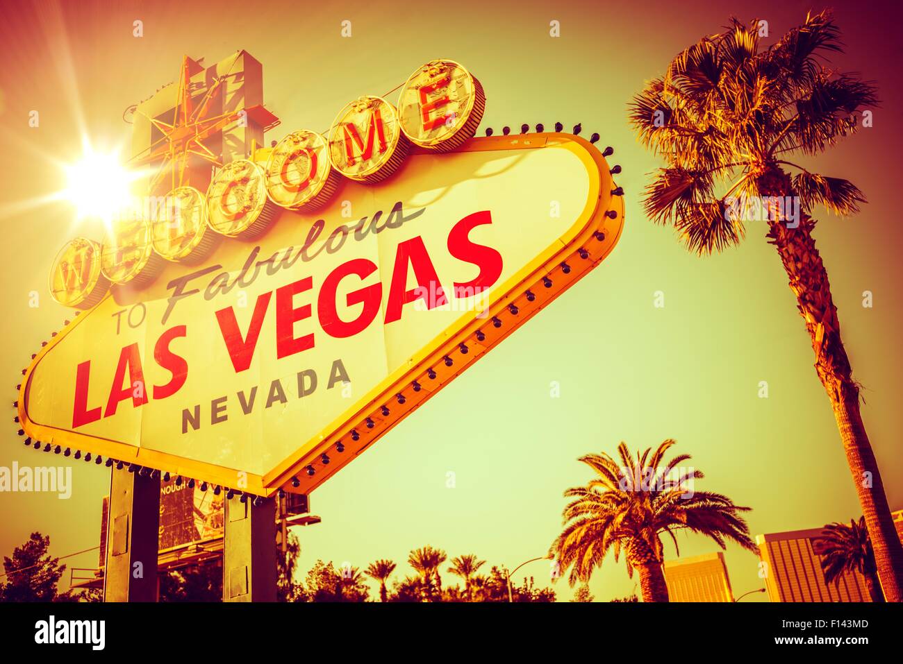 Las vegas welcome sign and black hi-res stock photography and images ...