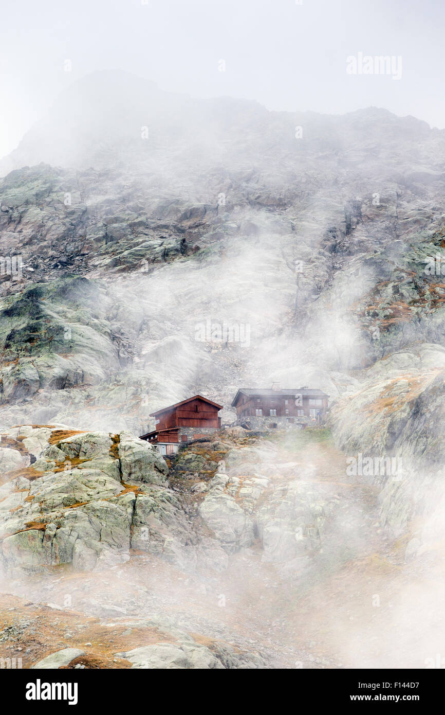 Refuge du lac Blanc in mist, Chamonix, Haute Savoie, France, Europe ...