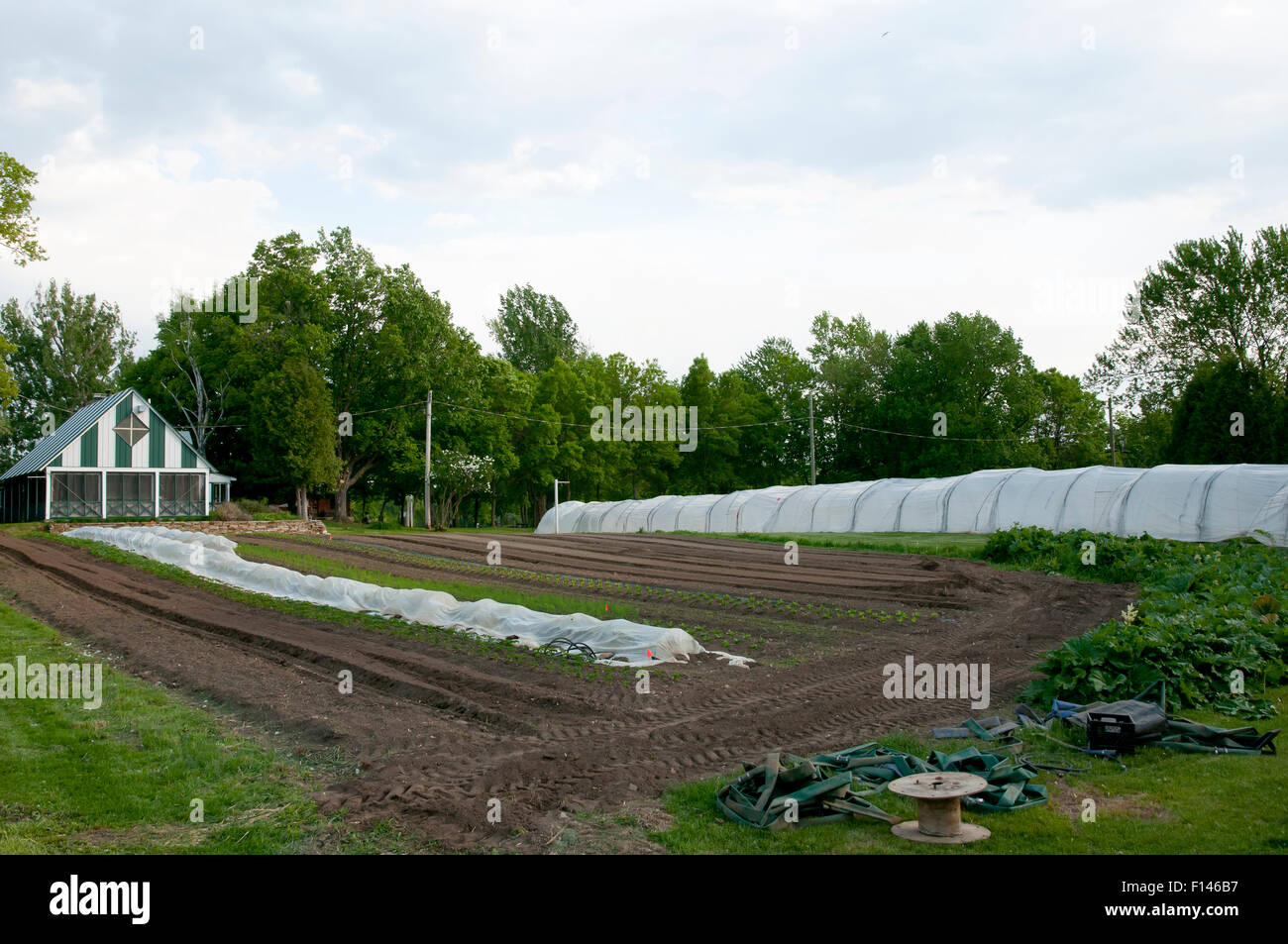 Warm farm hi-res stock photography and images - Alamy