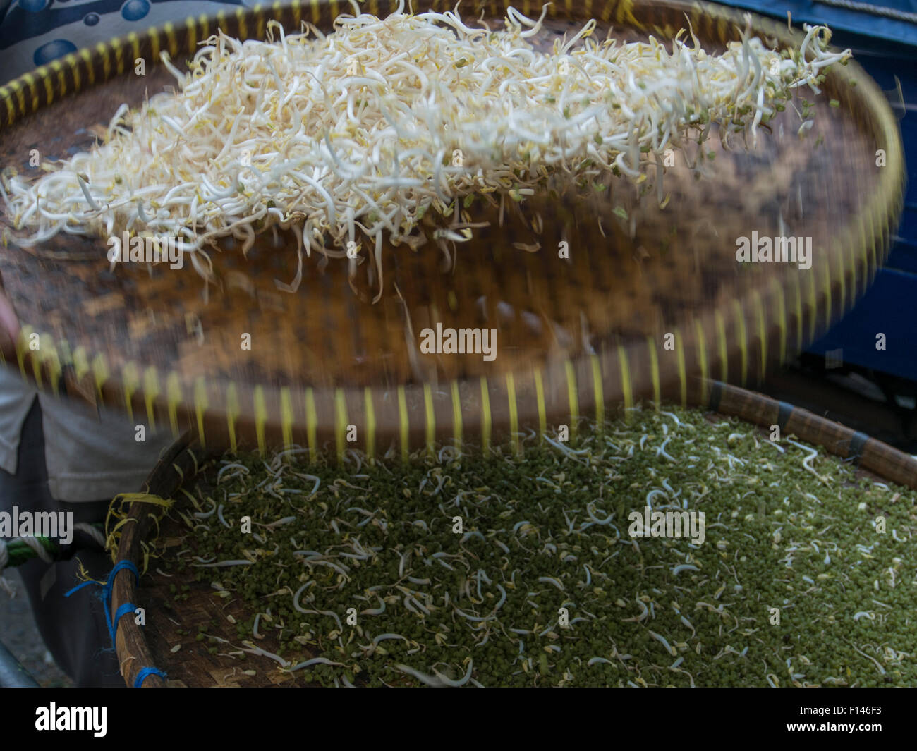 Bean sprouts food vendor in a market place in Jakarta, Indonesia Stock ...