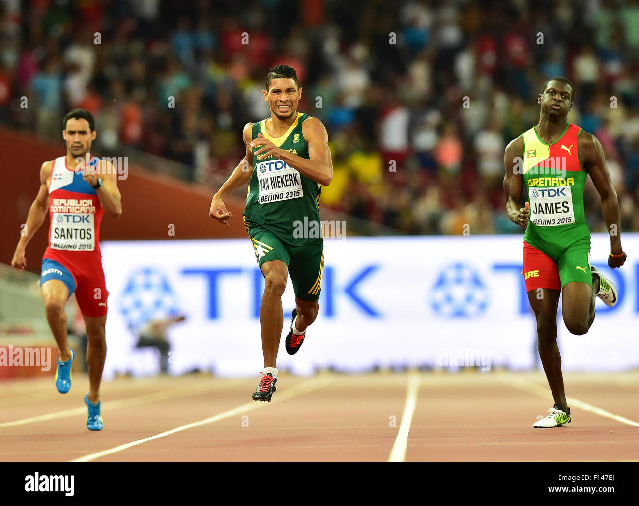 Wayde van niekerk 400m High Resolution Stock Photography and Images - Alamy