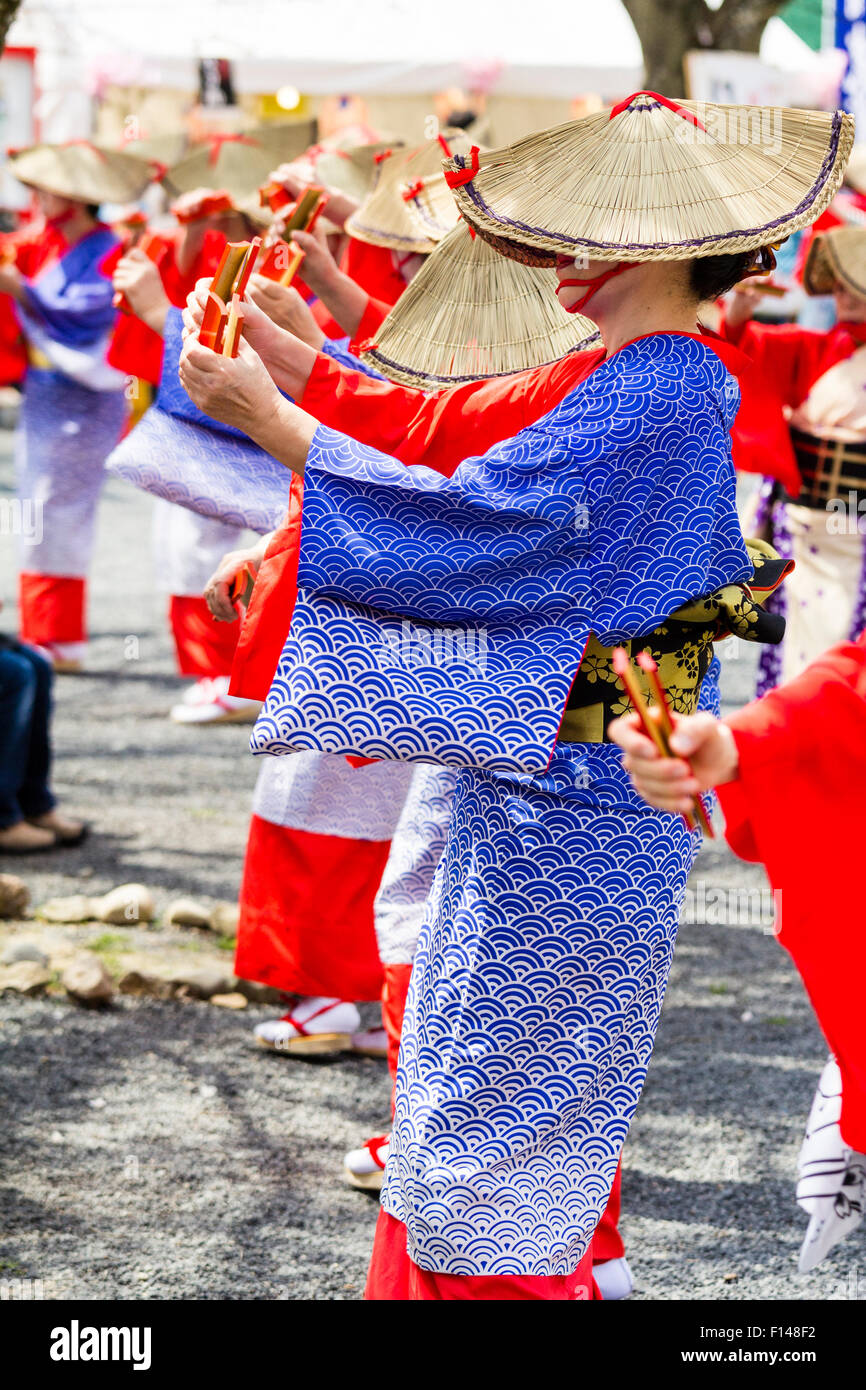 Japan, Tsuyama. Springtime cherry blossom festival in Kakuzan Park Line ...