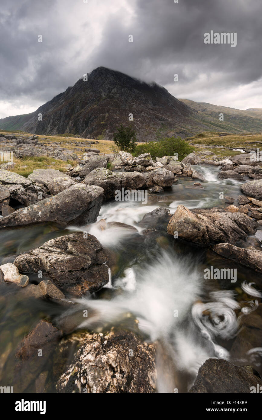 Stream and mountain view, Cwm Idwal, Snowdonia National Park, North ...