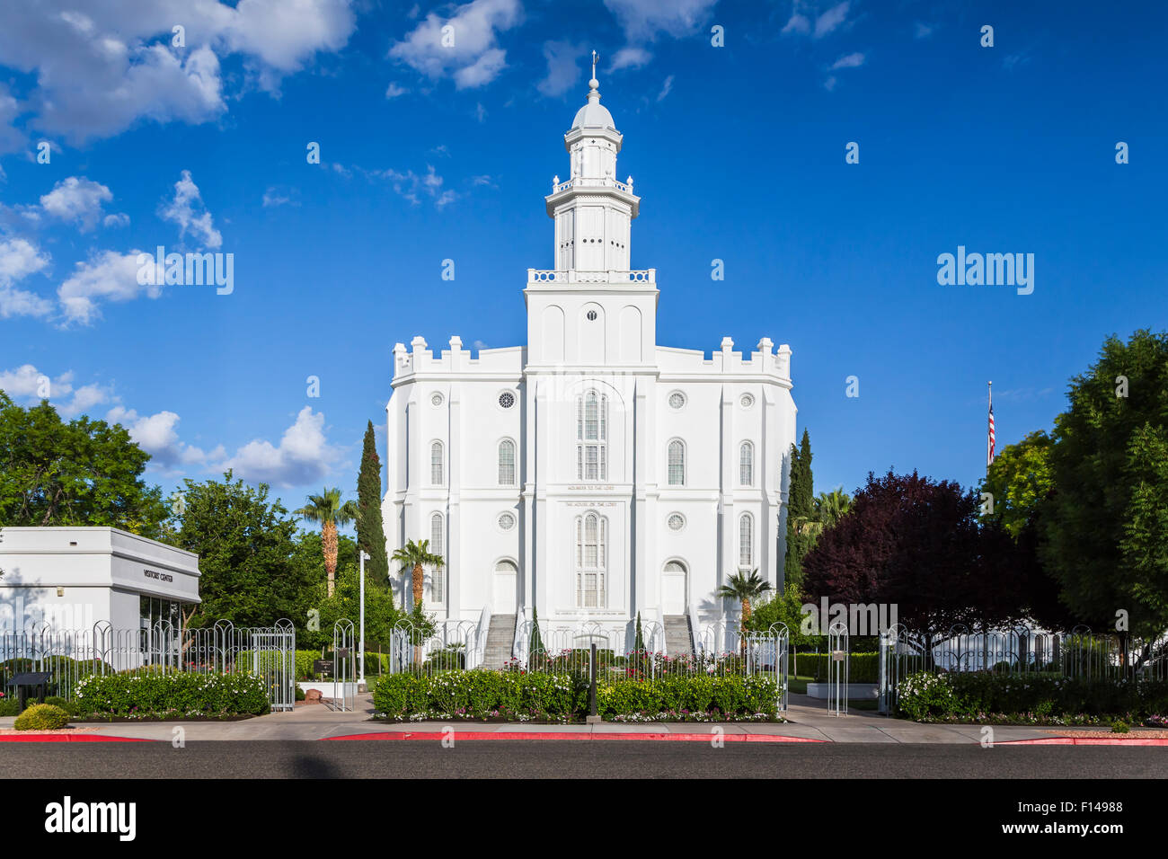 St george utah temple hi-res stock photography and images - Alamy