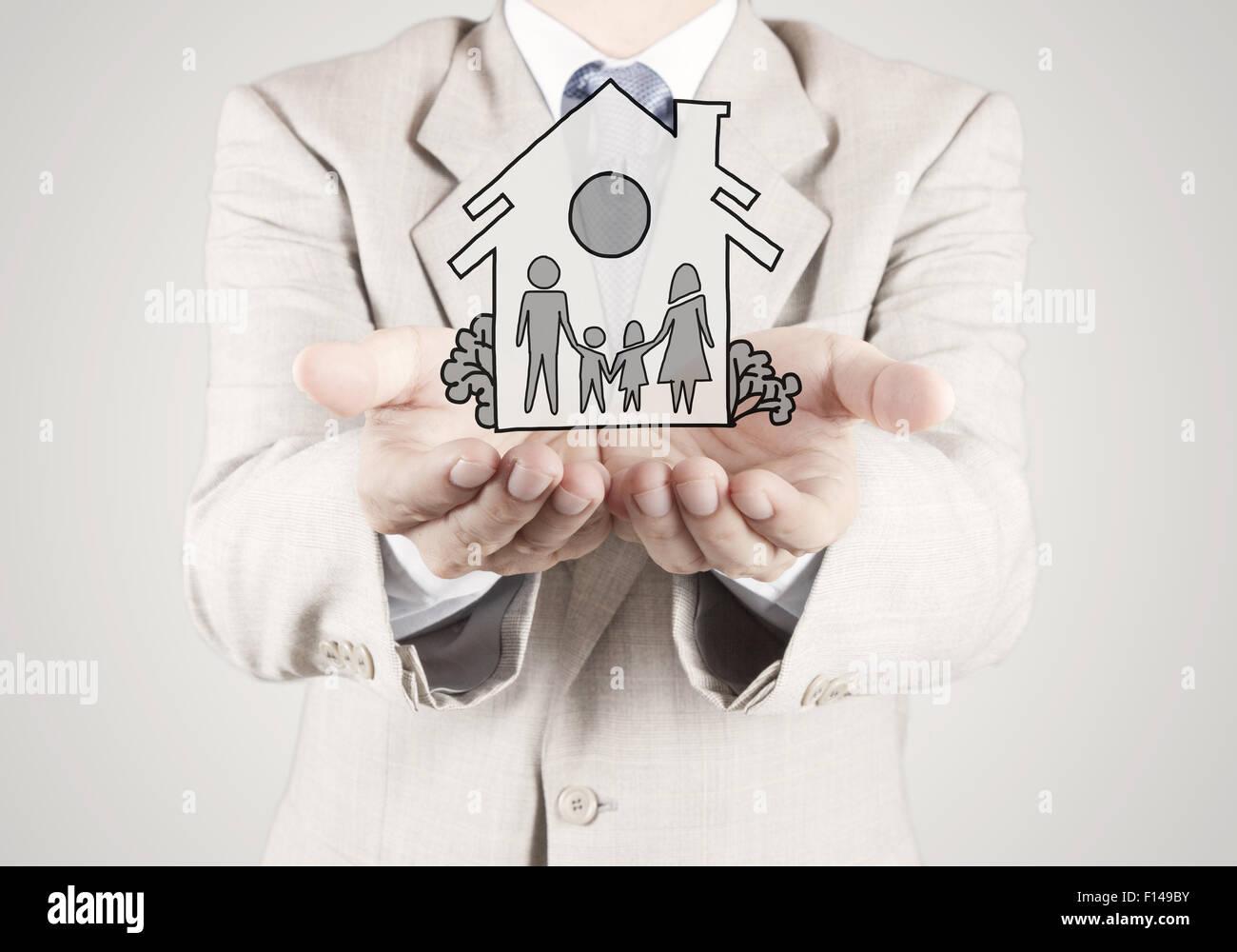 hand draw family and house as insurance concept Stock Photo - Alamy