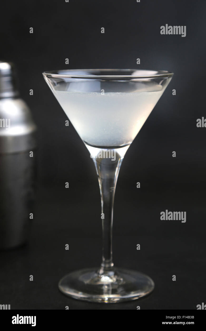 Gimlet hi-res stock photography and images - Alamy