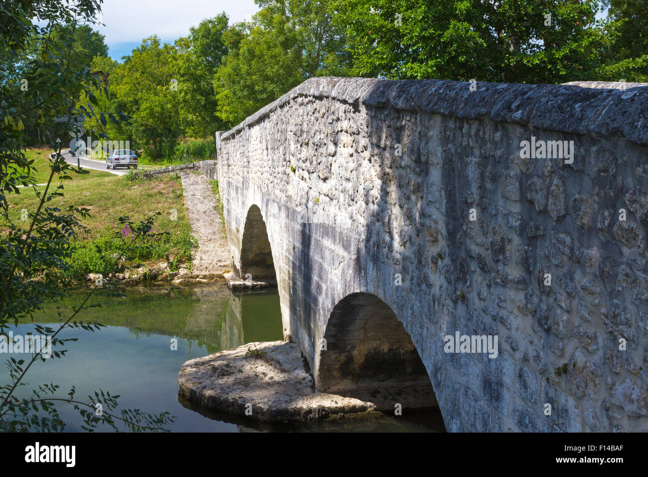 Vibrac hi-res stock photography and images - Alamy