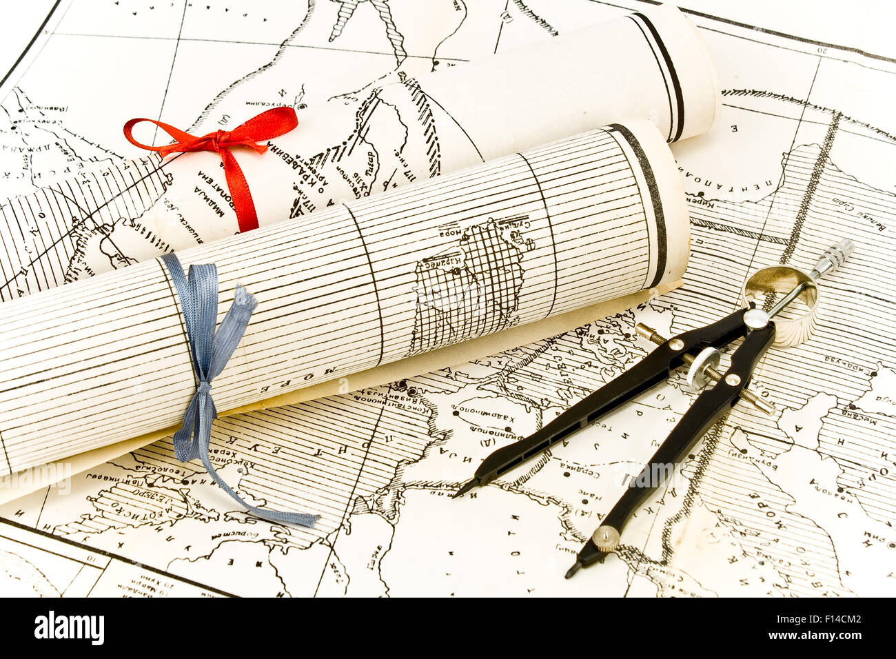 Old fashioned maps hi-res stock photography and images - Alamy