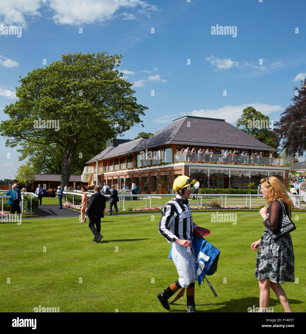 Parade building hi-res stock photography and images - Alamy