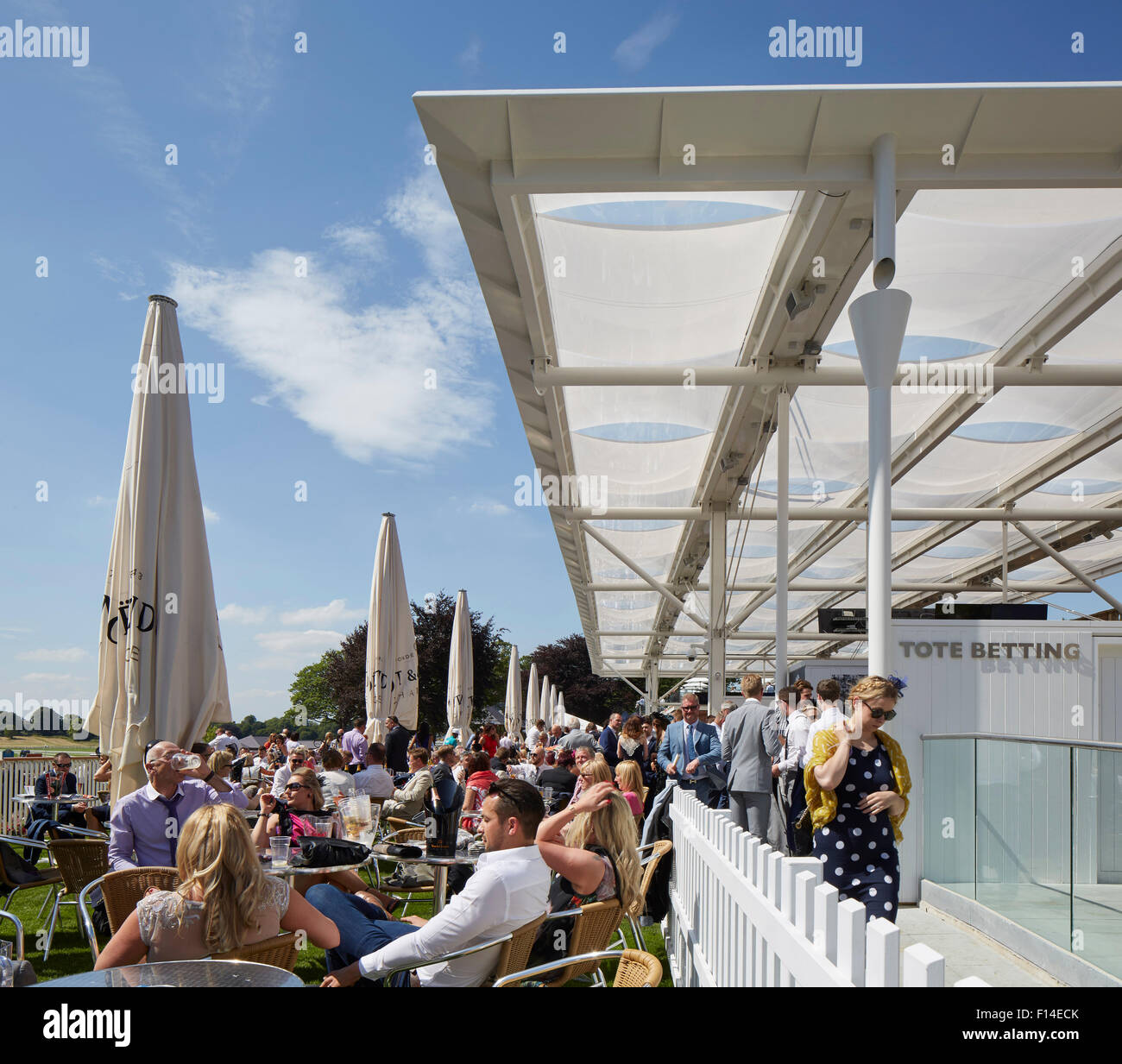 John Carr Terrace with Champagne Lawn during race-meeting. York ...