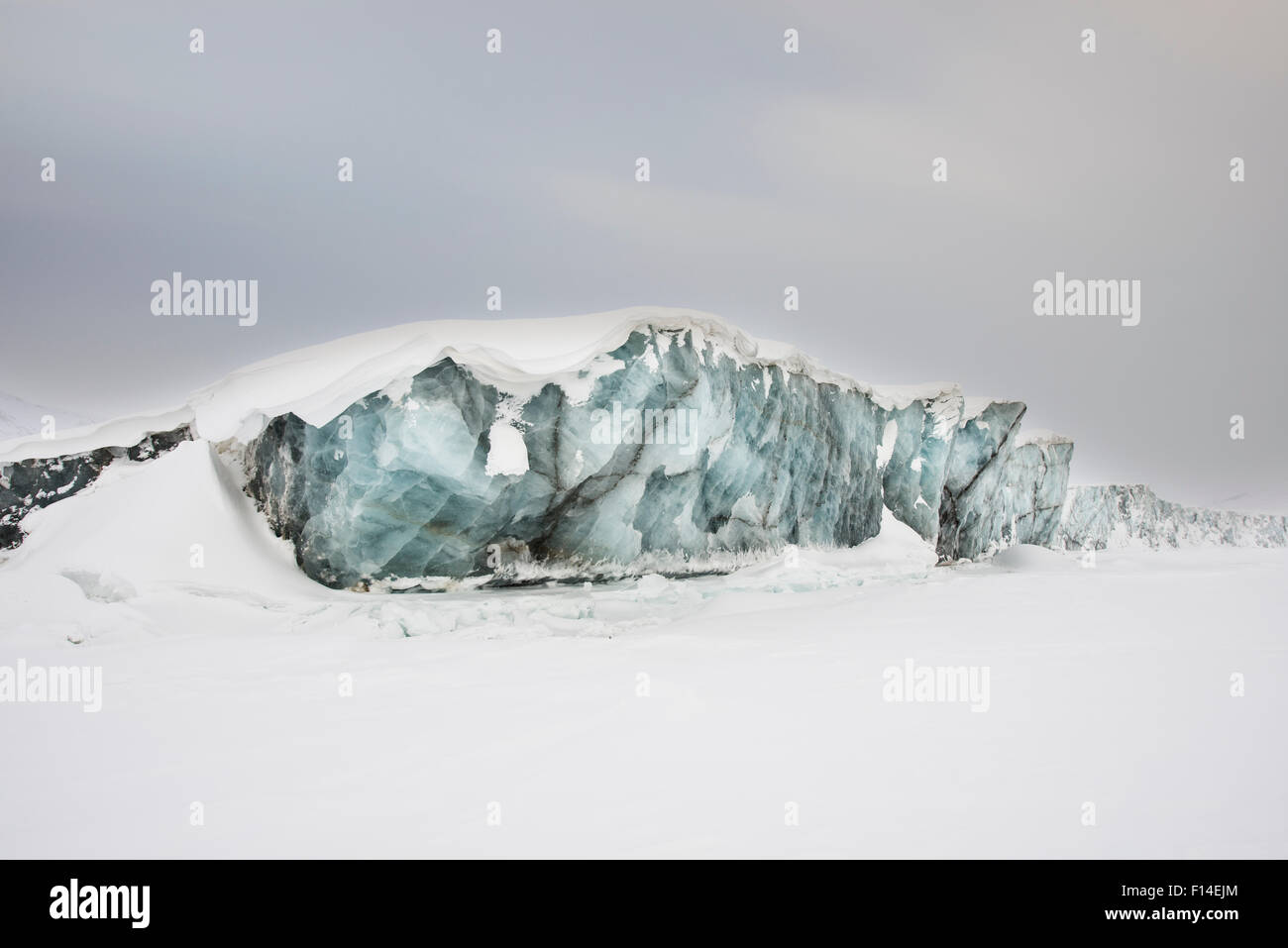 Glacier front in Mohn Bay, east coast of Spitsbergen, Svalbard, Norway ...