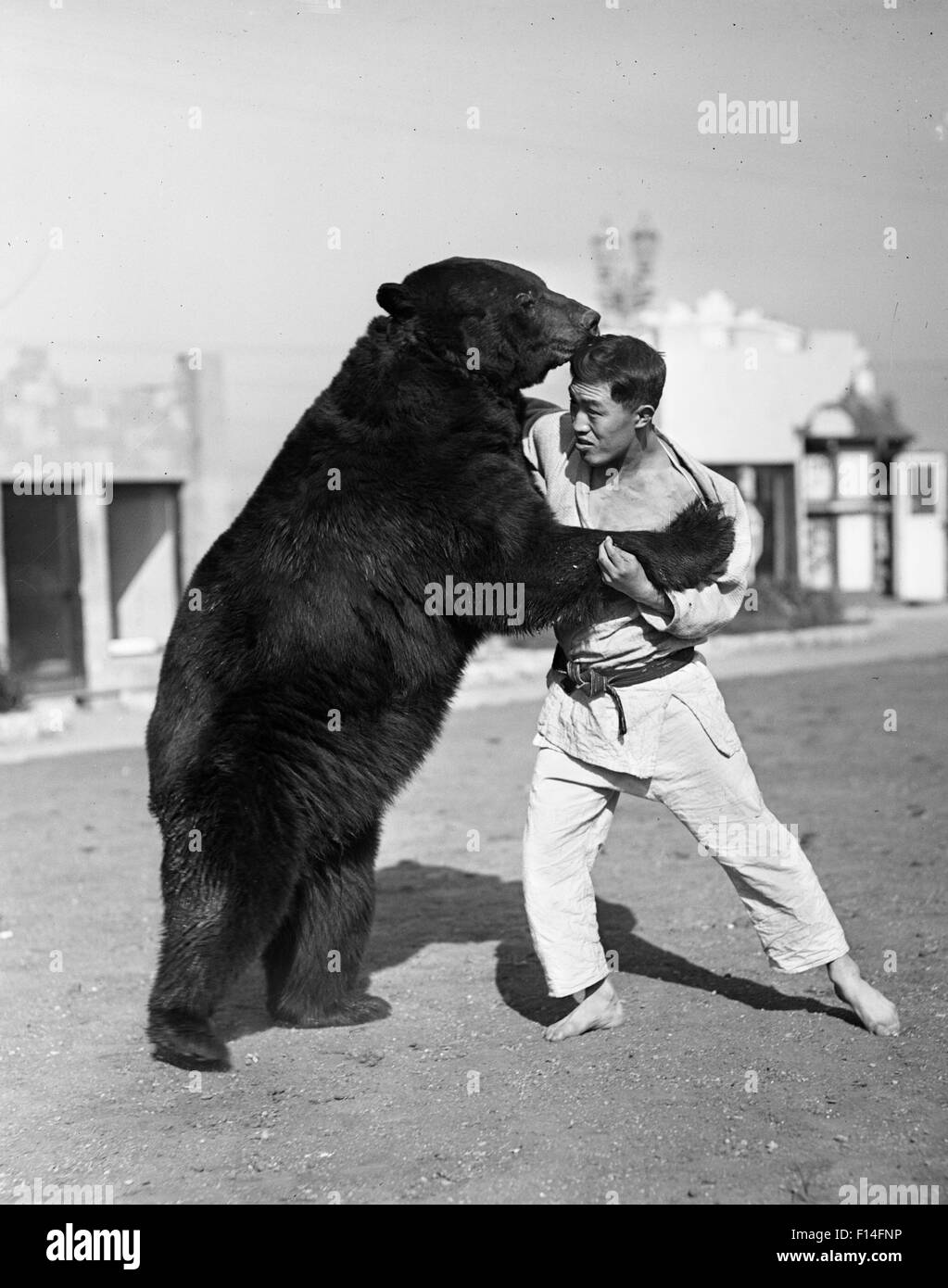 Retro circus man Black and White Stock Photos & Images - Alamy