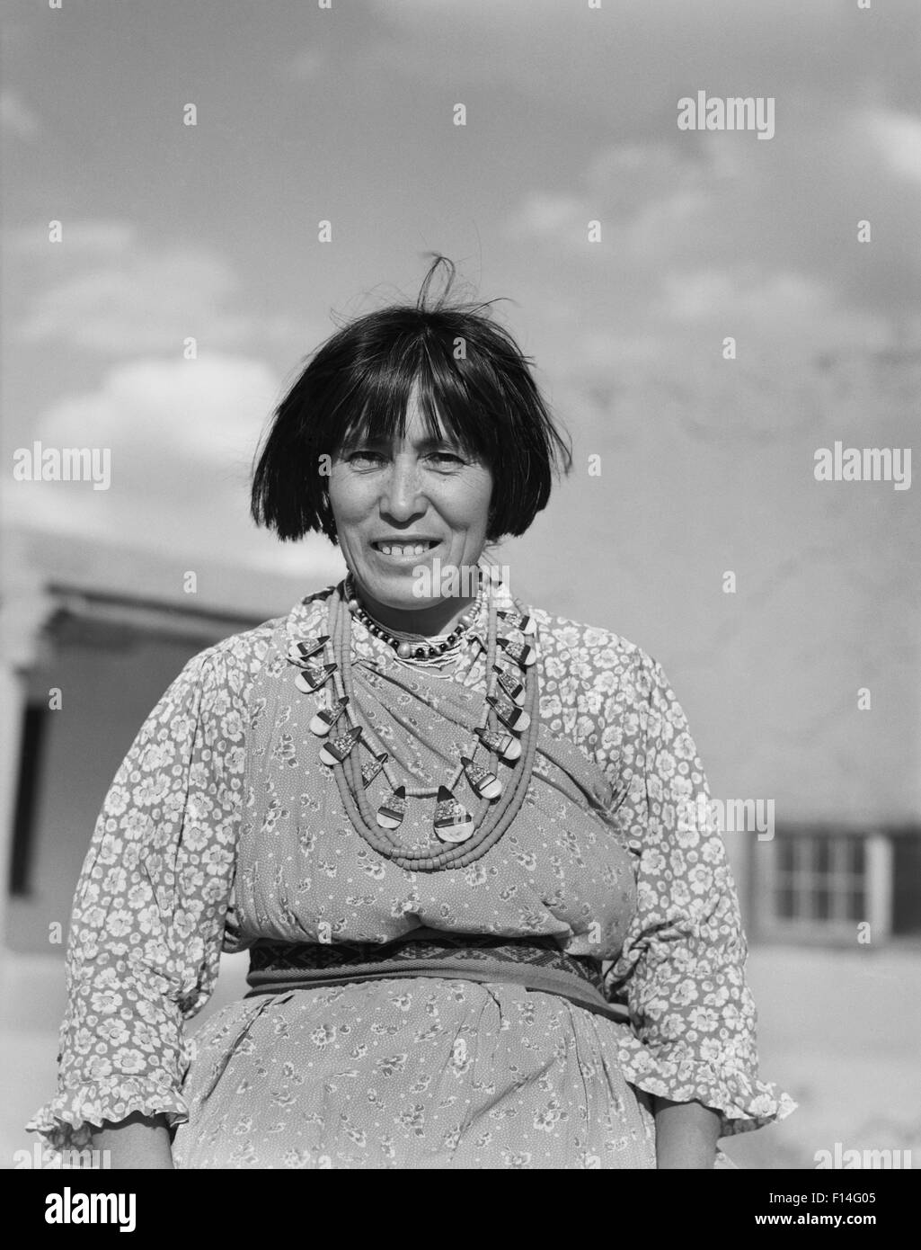1930s SMILING NATIVE AMERICAN INDIAN WOMAN WEARING TYPICAL DRESS ...