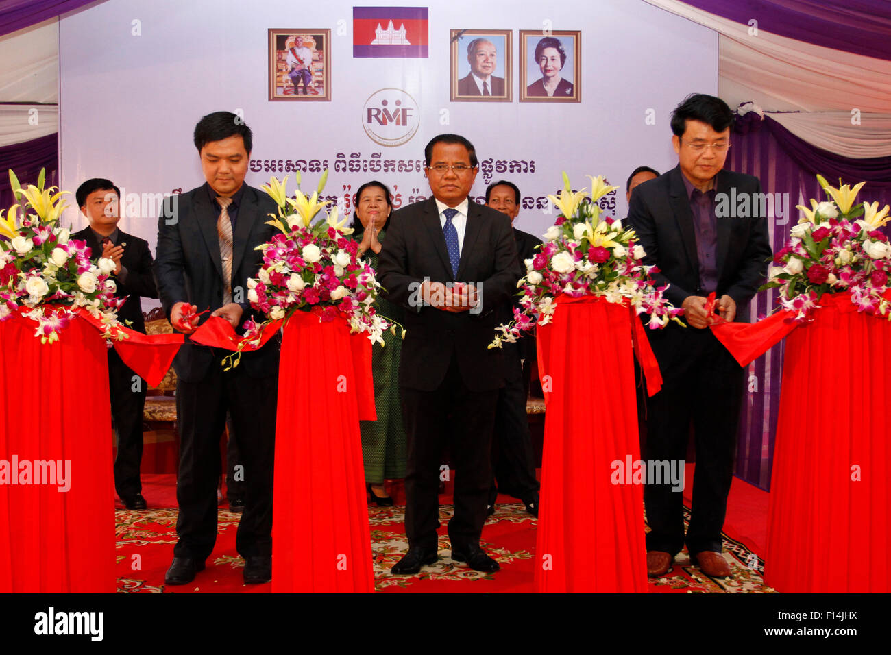 Microfinance institution cambodia hi-res stock photography and images ...