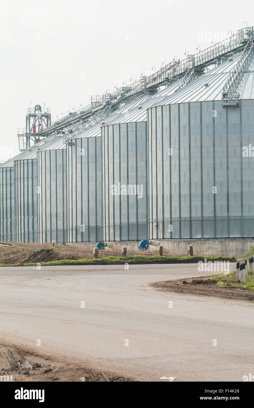 silos for agricultural goods in a warehouse Stock Photo - Alamy