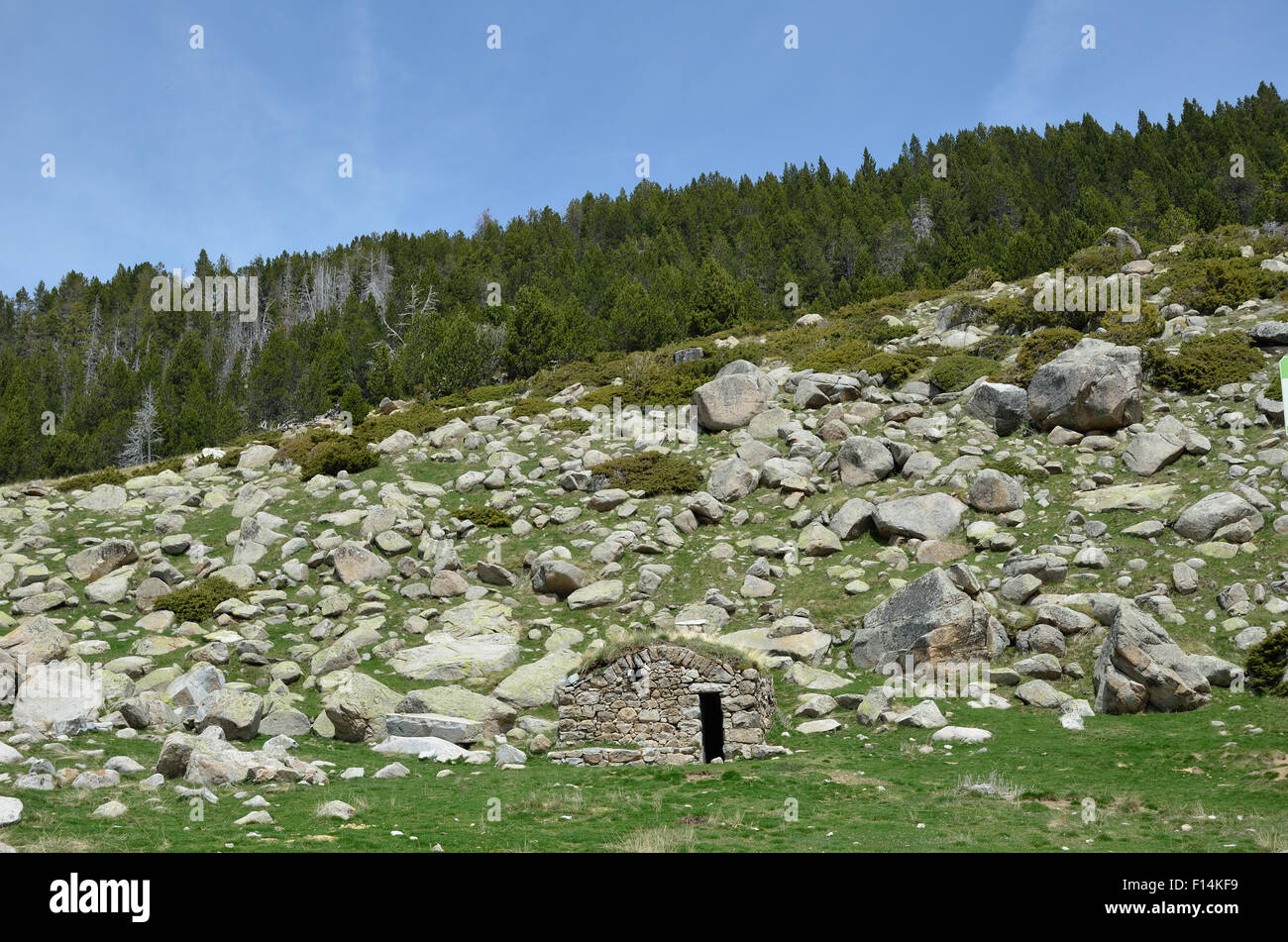 Stone hut in the mountains Stock Photo - Alamy