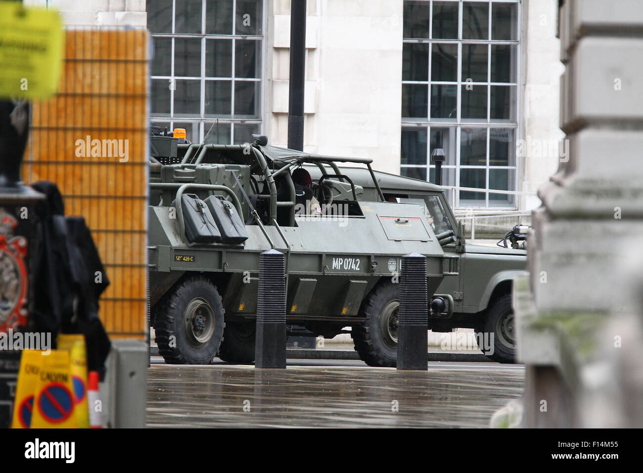 Tom Cruise filming scenes in London 2013 Stock Photo - Alamy
