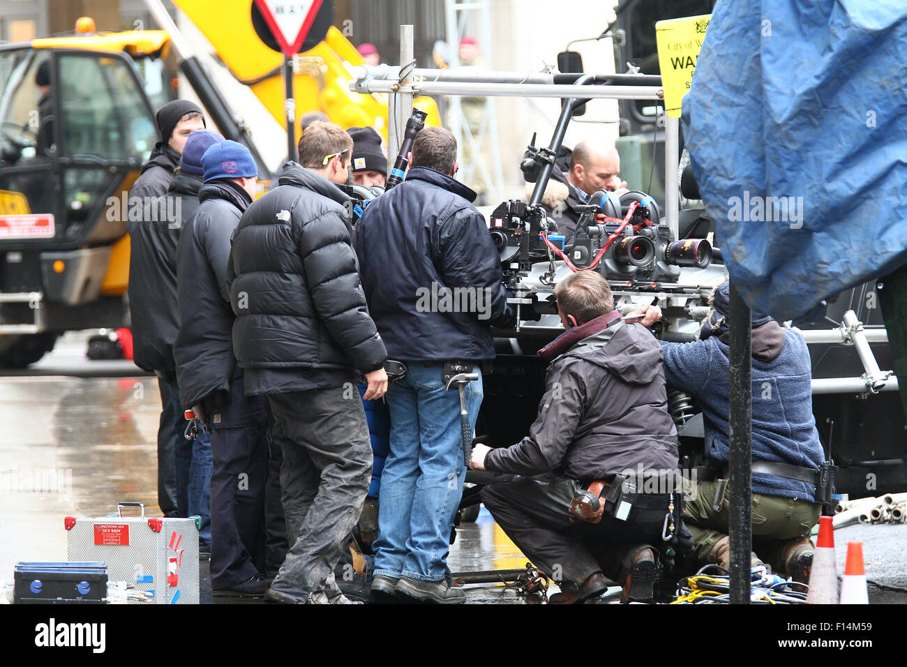 Tom Cruise filming scenes in London 2013 Stock Photo - Alamy
