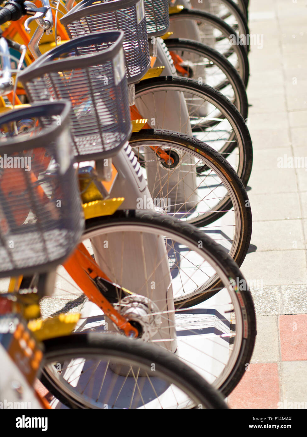 Group of bikes hi-res stock photography and images - Alamy