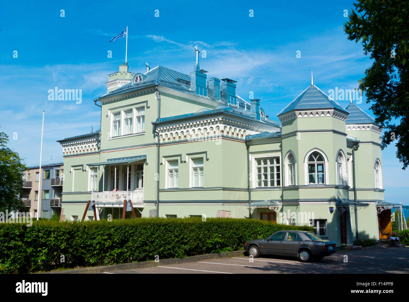 Villa architecture hi-res stock photography and images - Alamy