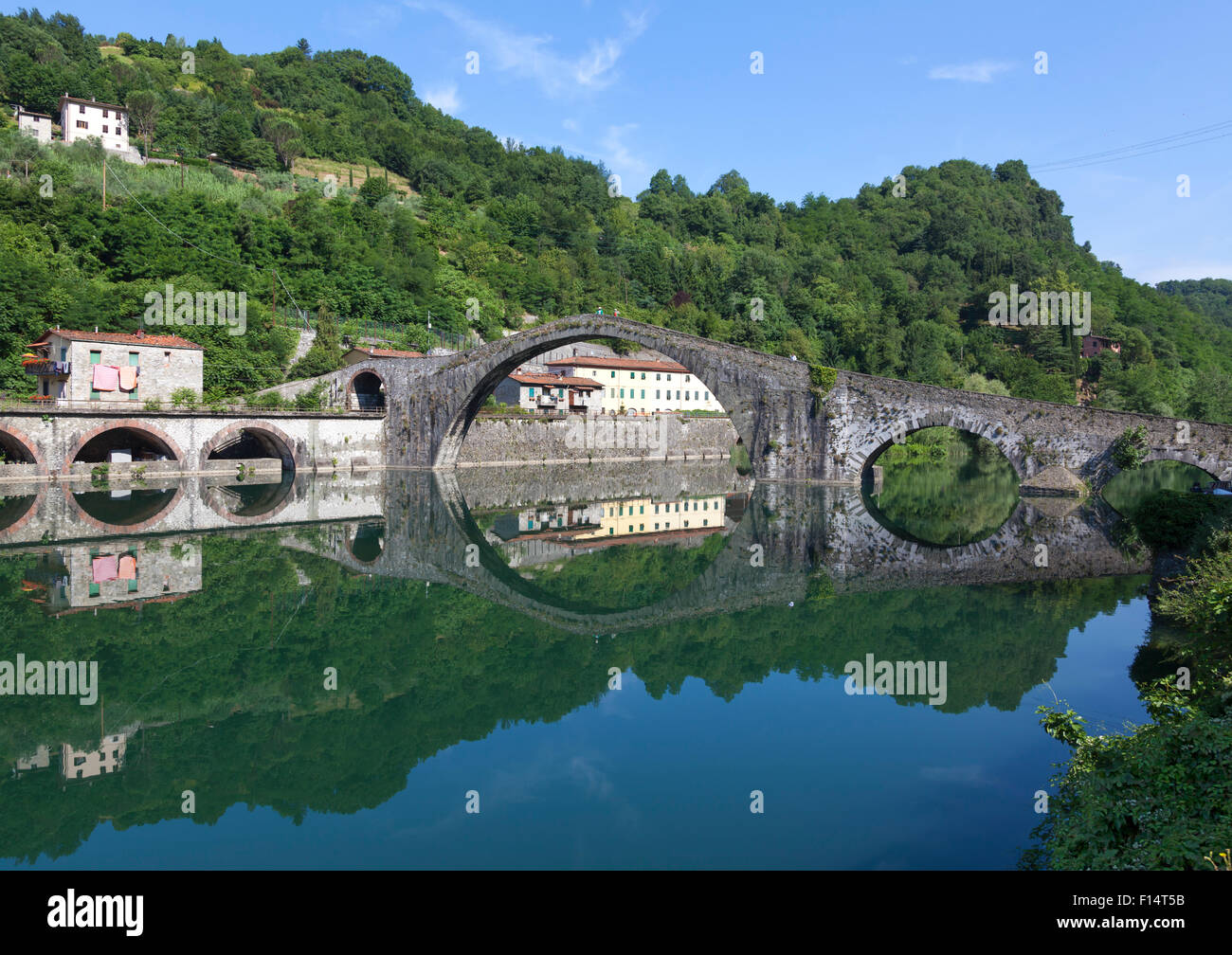 Ponte Maddalena Devil bridge, Italy Stock Photo - Alamy