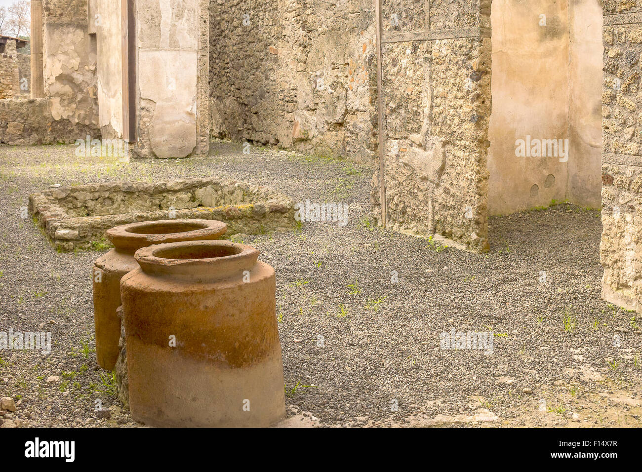 The entrance to pompeii hi-res stock photography and images - Alamy