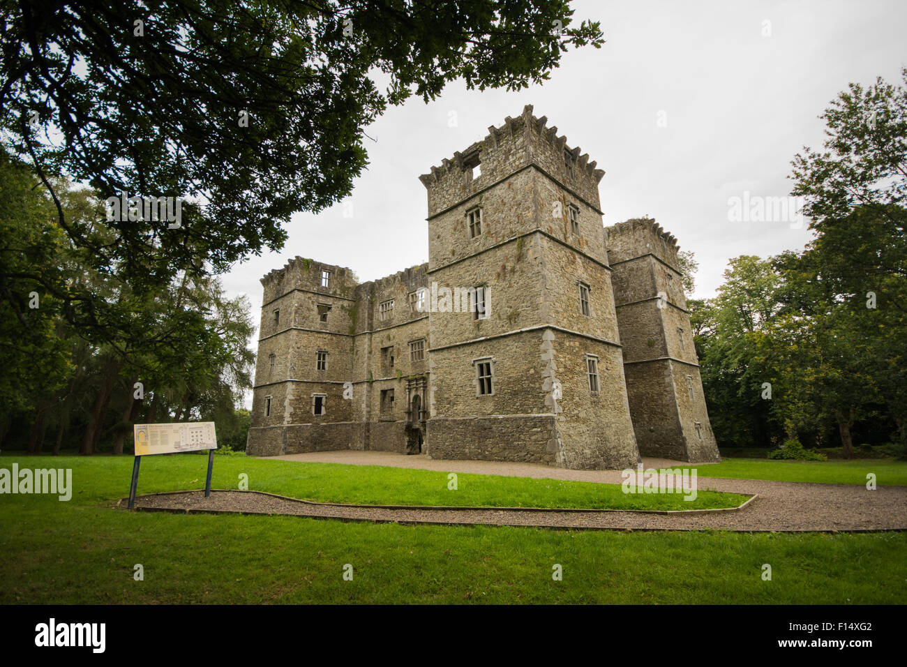 Kanturk Castle in County Cork, Ireland Stock Photo - Alamy