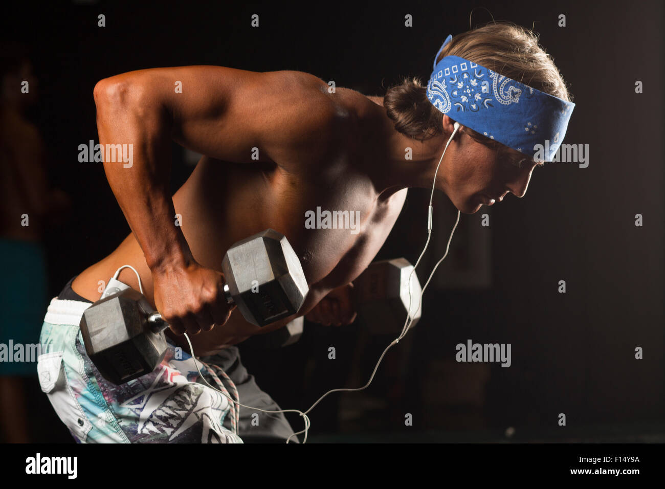 Lifting player hi-res stock photography and images - Alamy