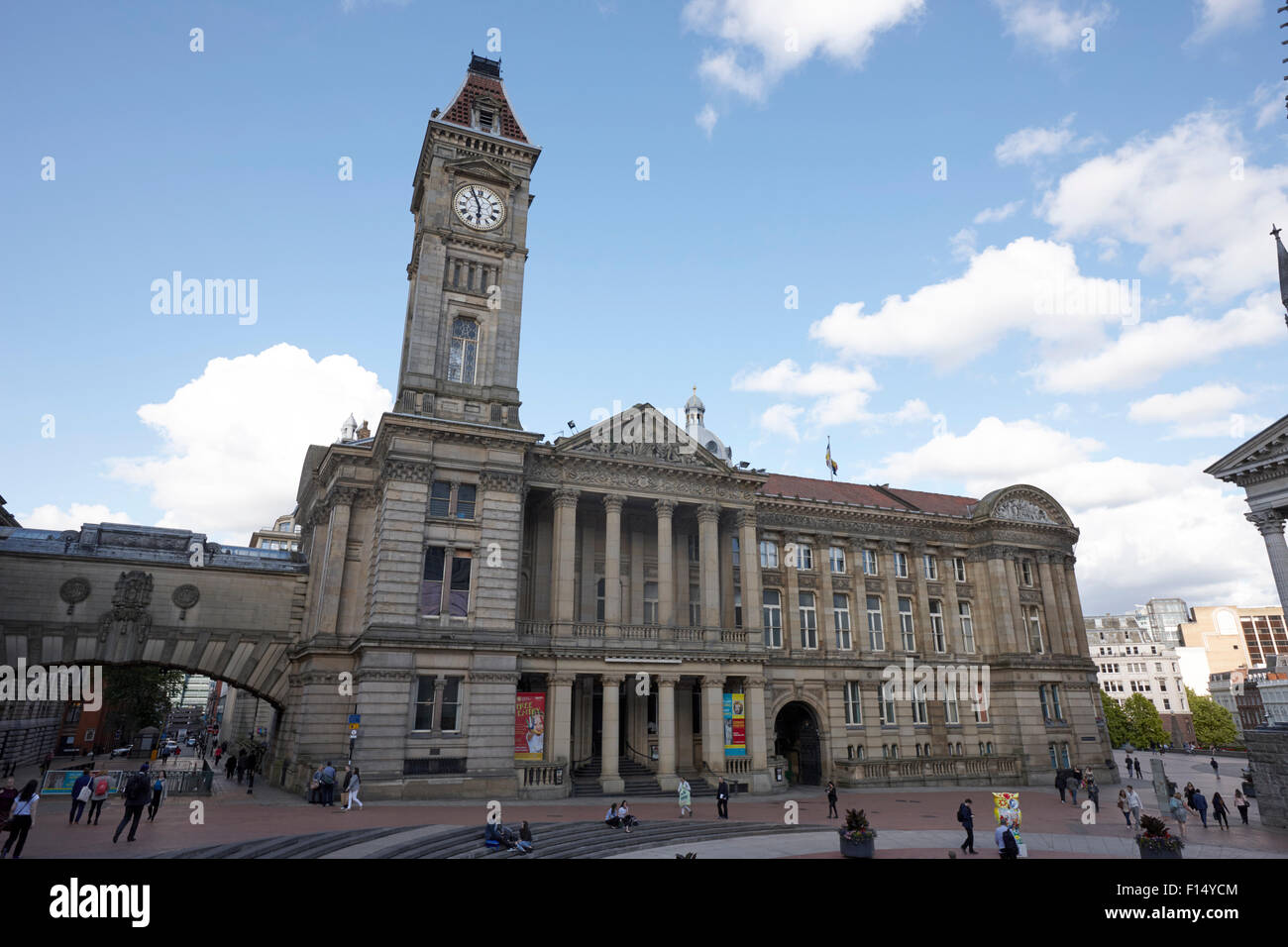 Birmingham museum and art gallery with clock tower on chamberlain ...