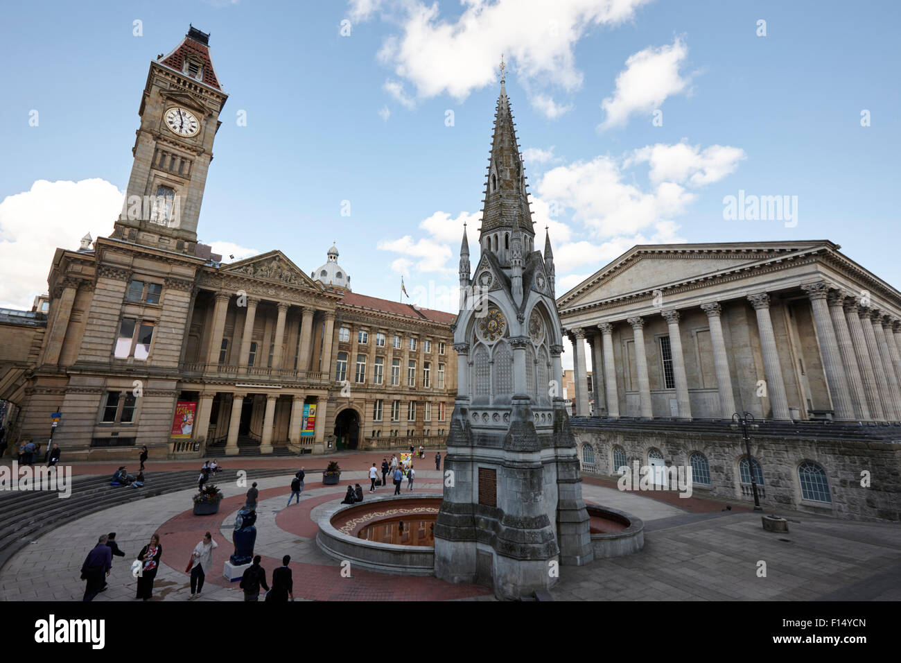 chamberlain memorial in chamberlain square with Birmingham museum and ...