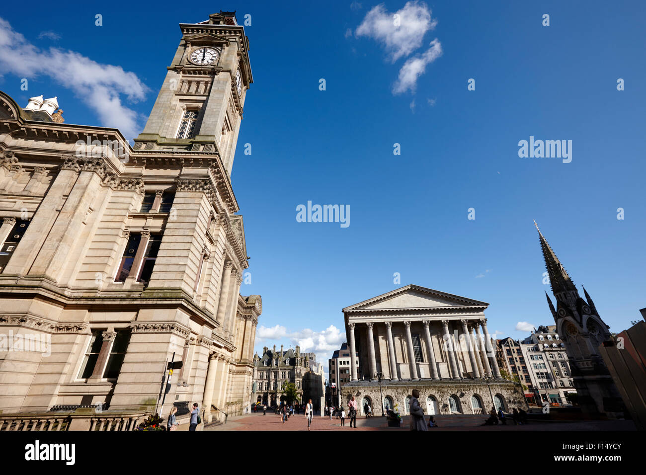 chamberlain memorial in chamberlain square with Birmingham museum and ...