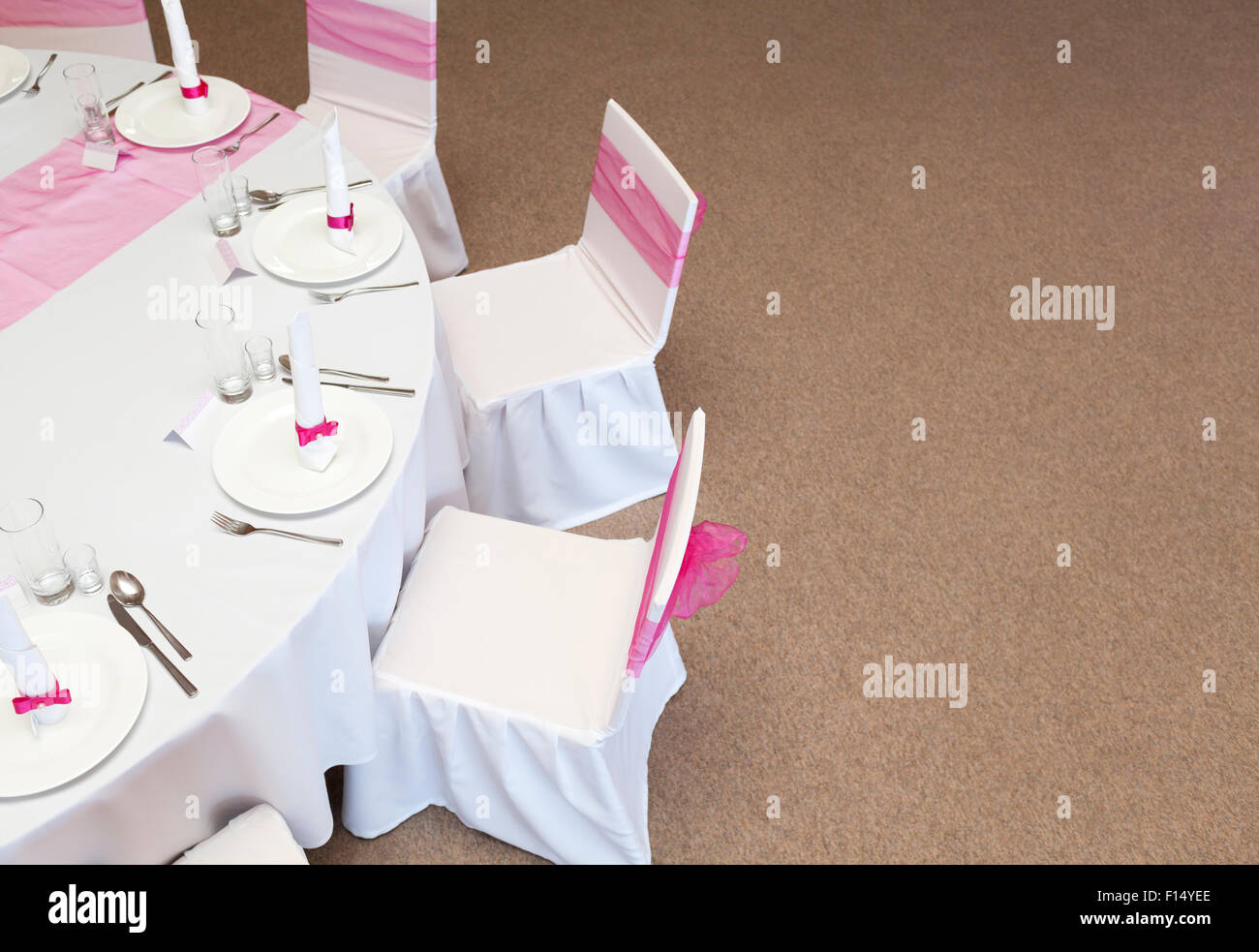 Wedding empty table hi-res stock photography and images - Alamy