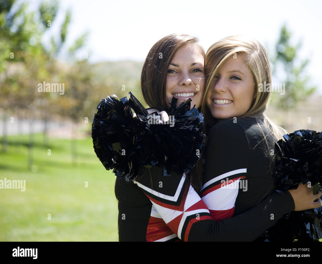 Caucasian cheerleaders hi-res stock photography and images - Alamy