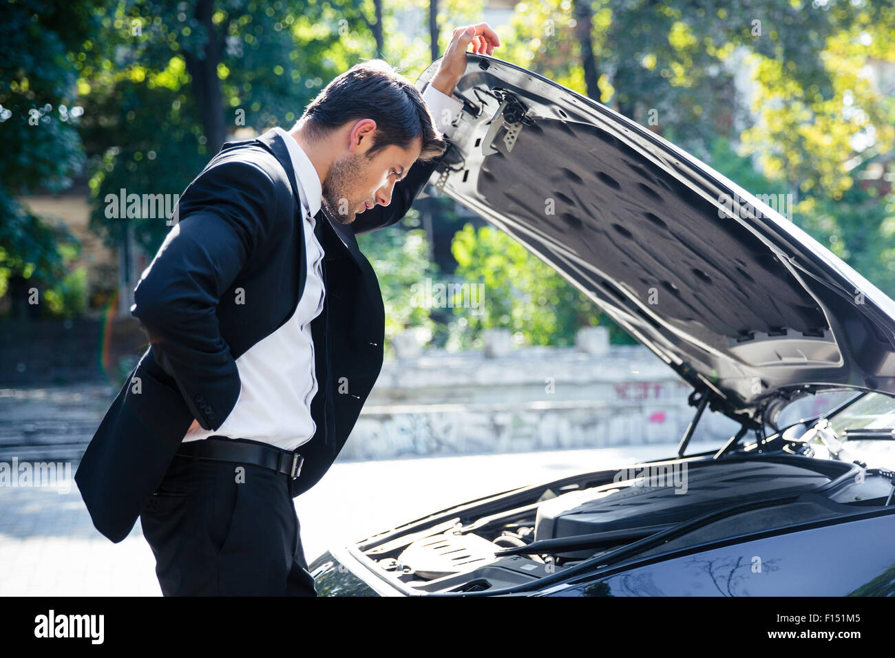 Car with open hood hi-res stock photography and images - Alamy