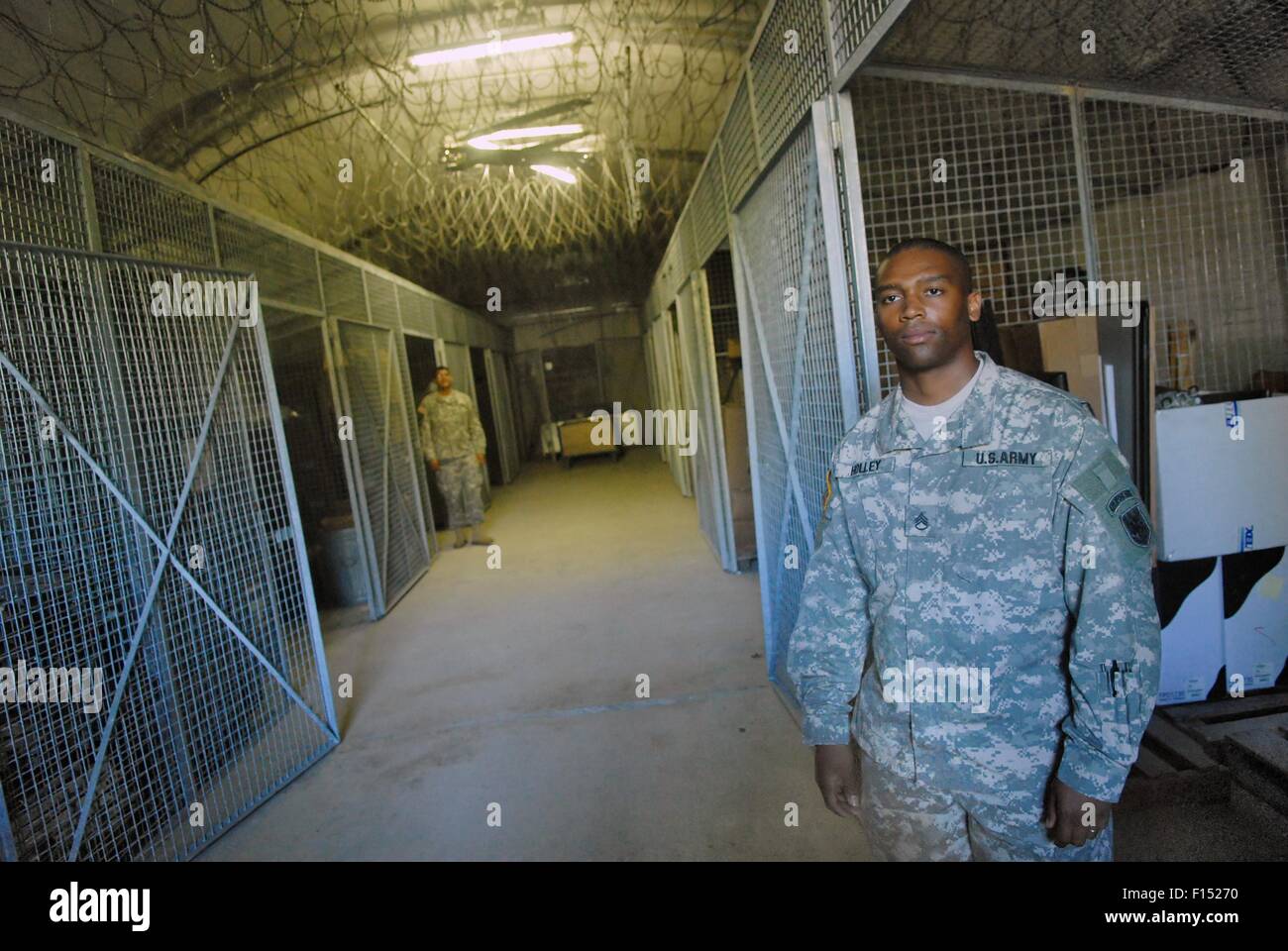 Inside us military barracks hi-res stock photography and images - Alamy