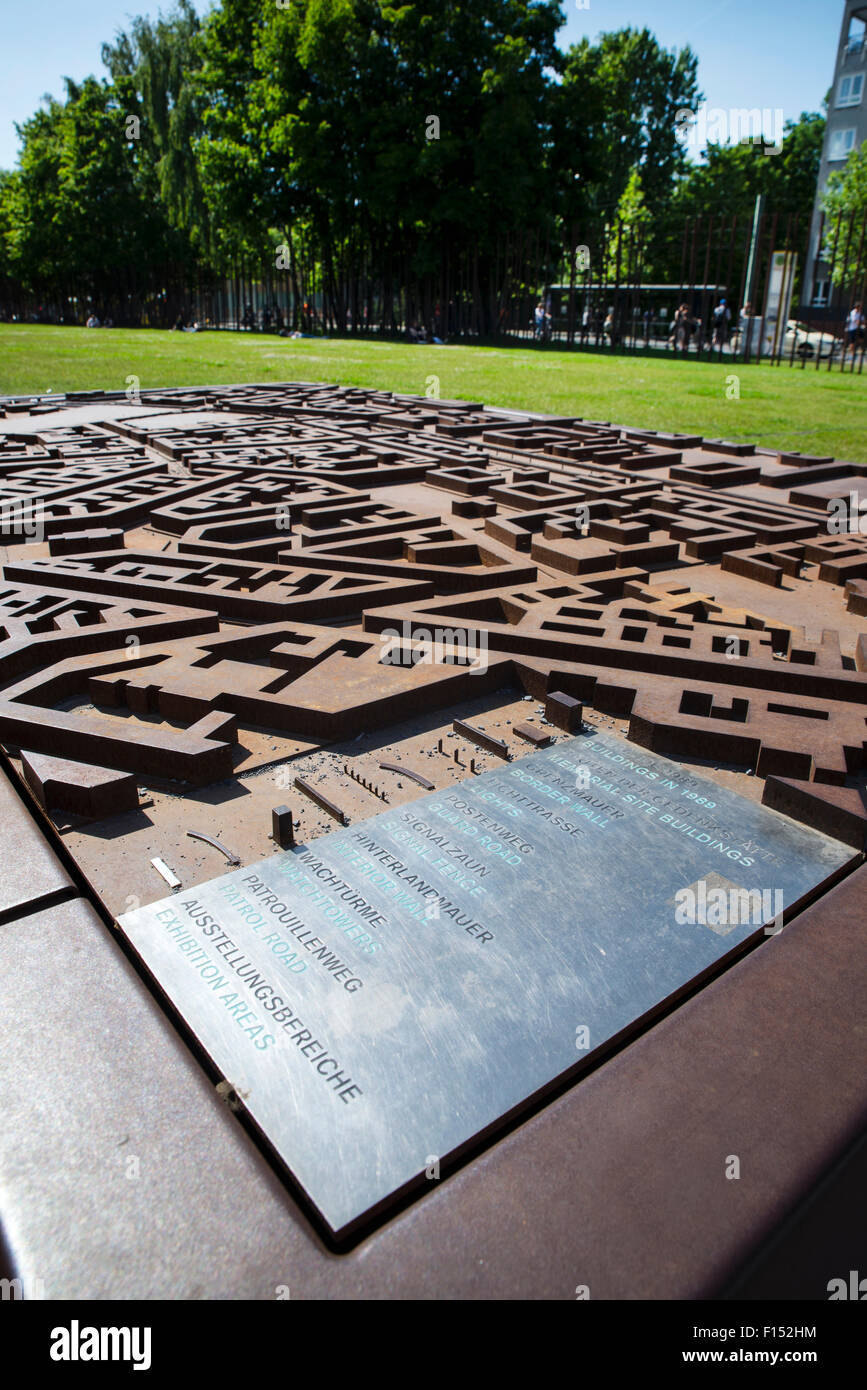 Berlin Wall Layout